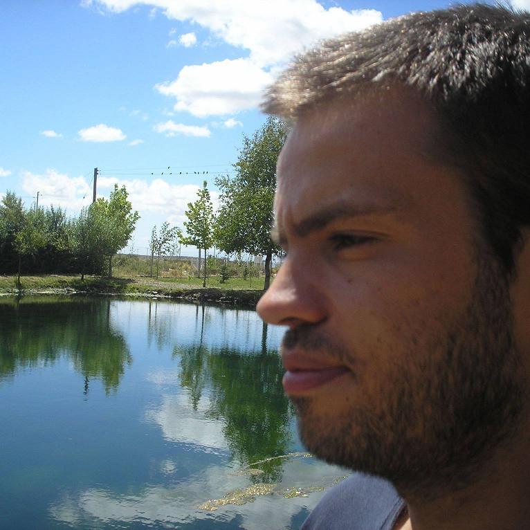 Alejandro Cánepa - Revista Anfibia